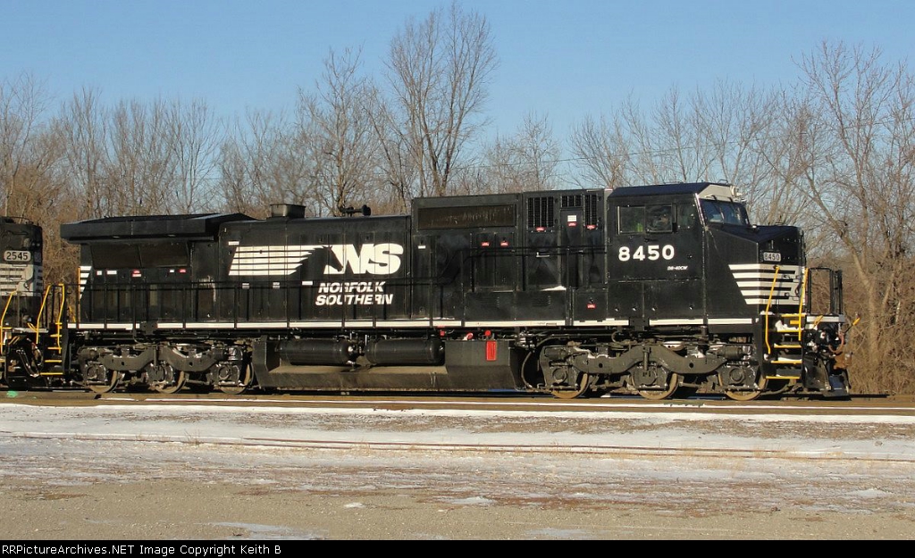 NS 8450
